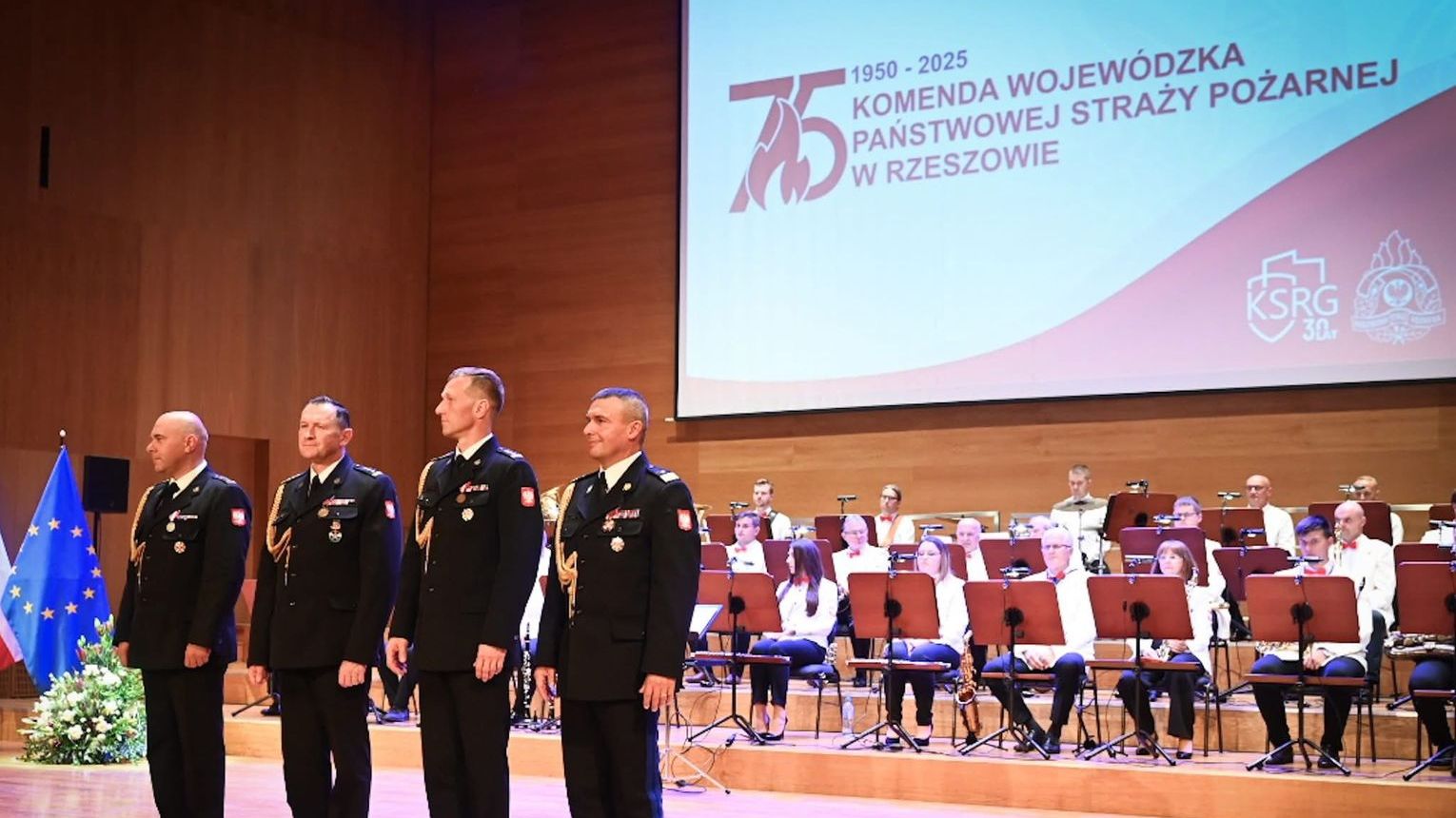75-lecie Komendy Wojewódzkiej PSP w Rzeszowie. Uroczysta gala w Filharmonii Podkarpackiej