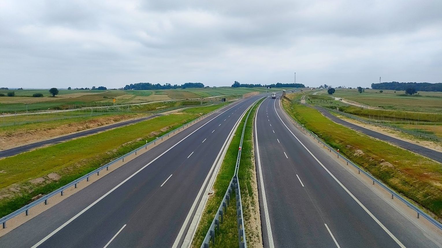 Kolejne przetargi na budowę odcinków S19. Via Carpatia z tunelami i estakadami