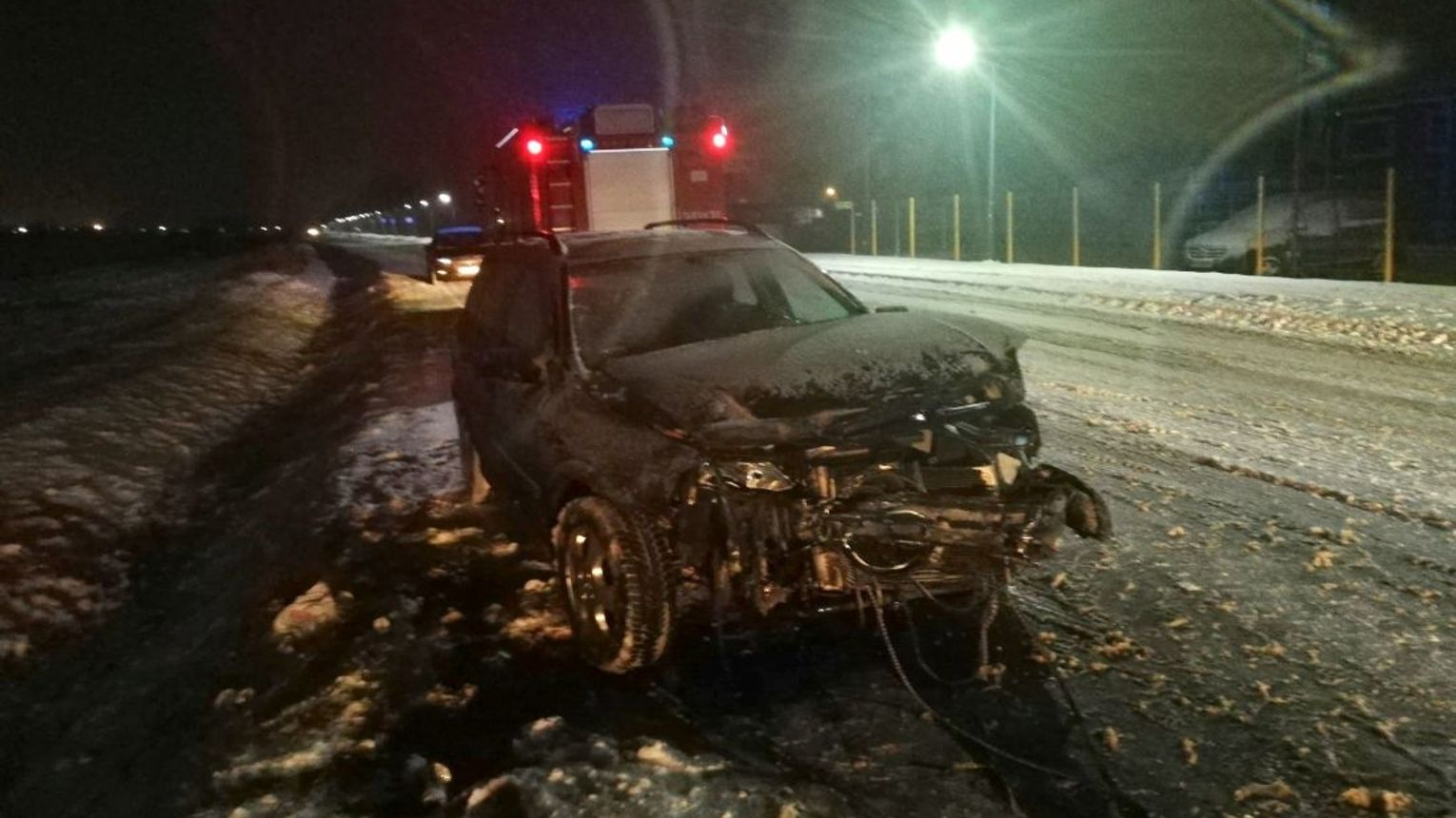 KROSNO: Dwie osoby ranne. W ich auto wjechał pijany kierowca KROSNO: Dwie osoby ranne. W ich auto wjechał pijany kierowca