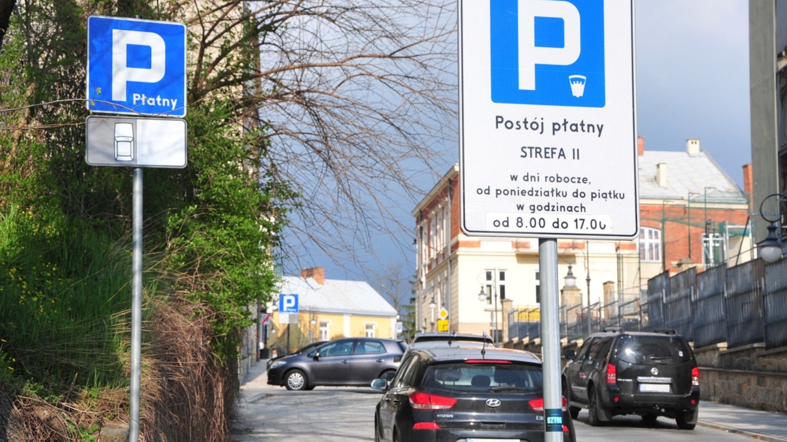 W Krośnie od piątku zmieniają się zasady płatnego parkowania. Koniec z abonamentem "0"