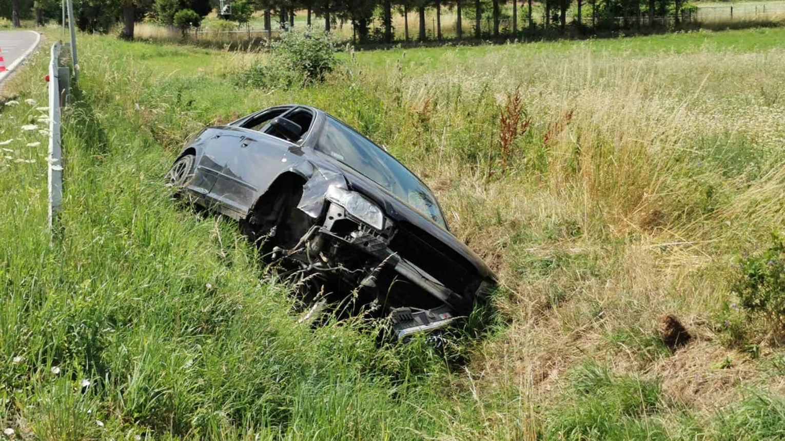 Zdarzenie drogowe w Samoklęskach na DW993